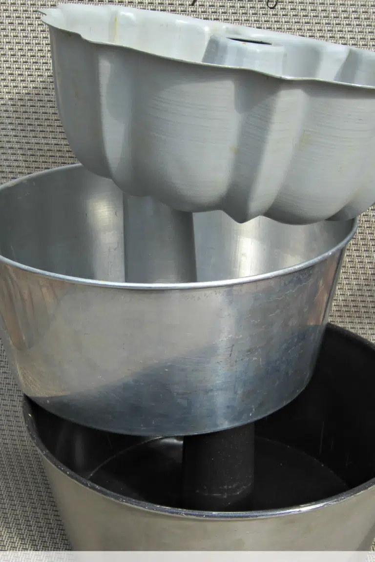 Transform Old Tube Pans into Charming DIY Tabletop Planters